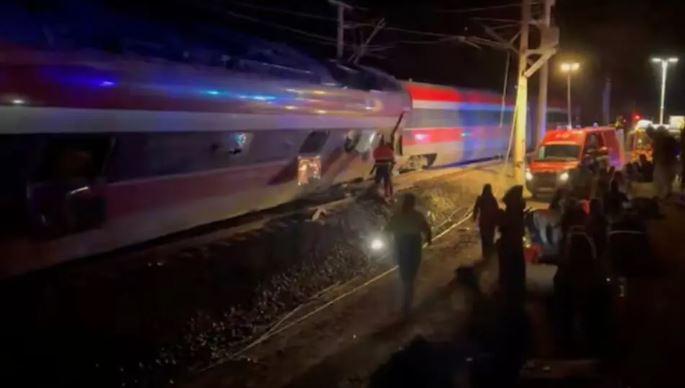 High-speed train collision in Spain kills 39, injures dozens