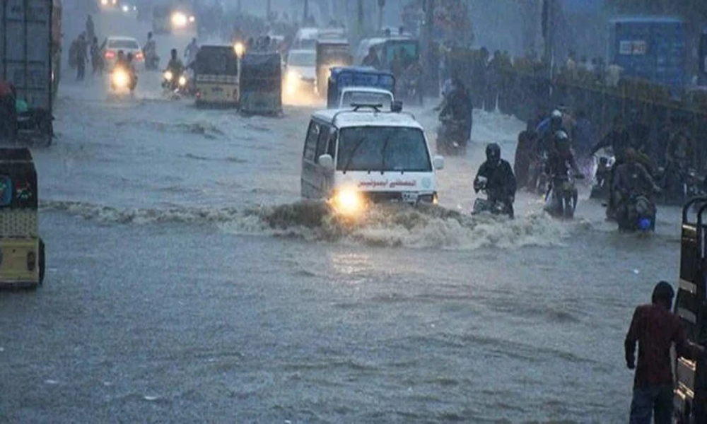Monsoon spell across country, heavy rain hit cities including Lahore