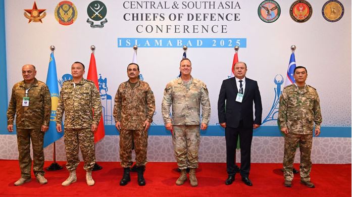 COAS Munir reaffirms Pakistan’s commitment to regional peace at Defence ...