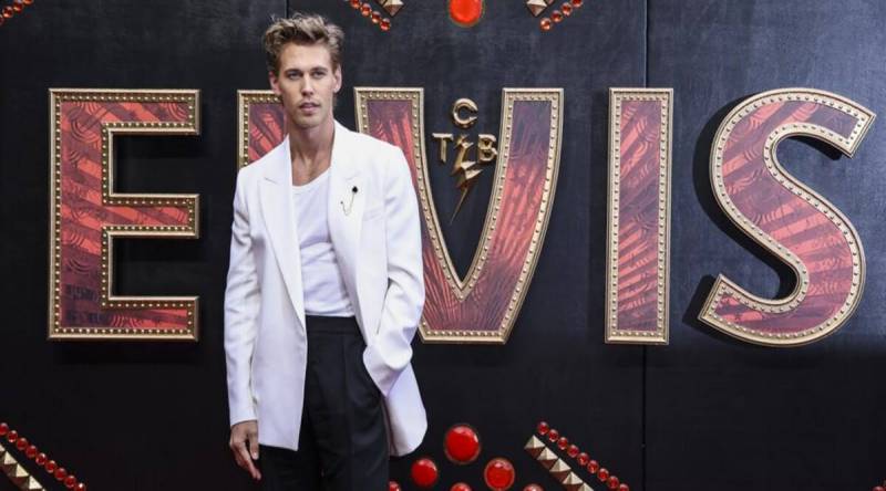 'Elvis' puts the King back in spotlight in North American theaters
