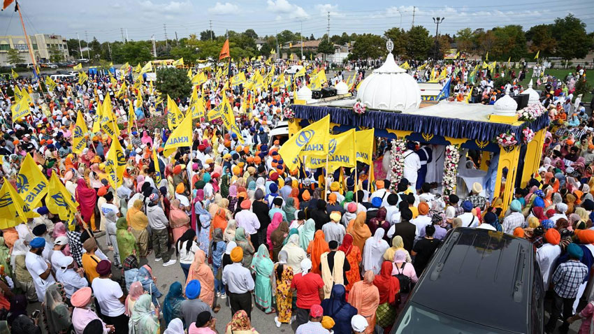 Over 50K Canadian Sikhs perform mass prayers ahead of Khalistan Referendum