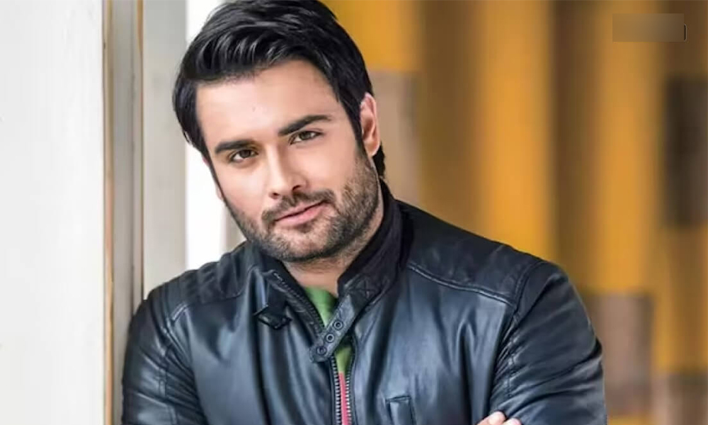 Famous Indian actor Vivian Dsena embraces Islam