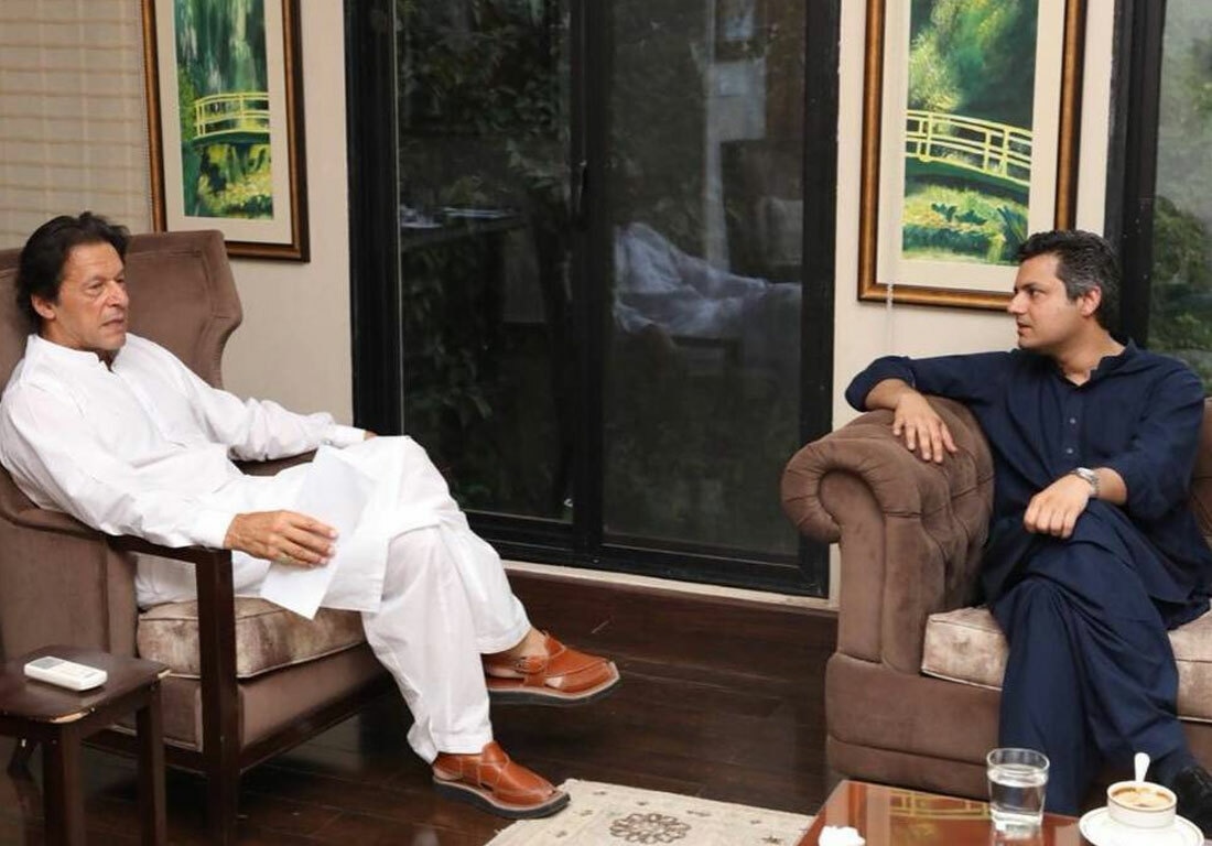 Hammad heeds Imran's call to serve in federation, pulls out of Punjab ...