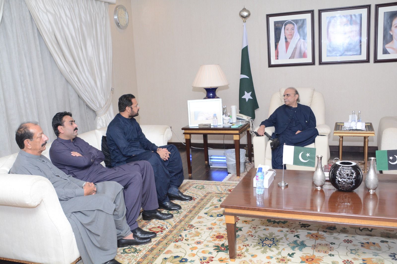 Several prominent figures from Sindh meet Zardari, join PPP